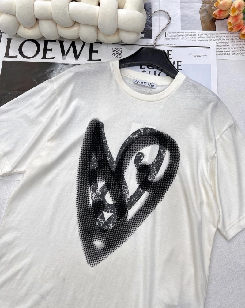 Inexpensive Unclassified Brand T-Shirts