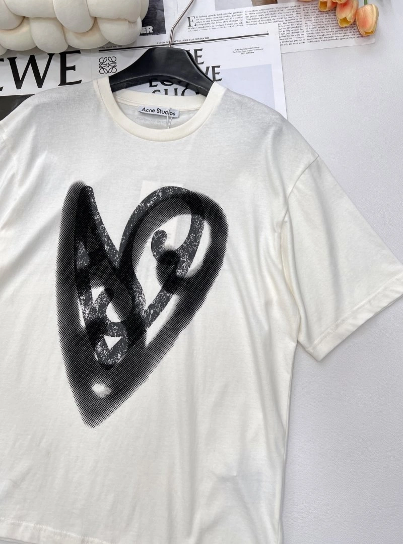 Inexpensive Unclassified Brand T-Shirts