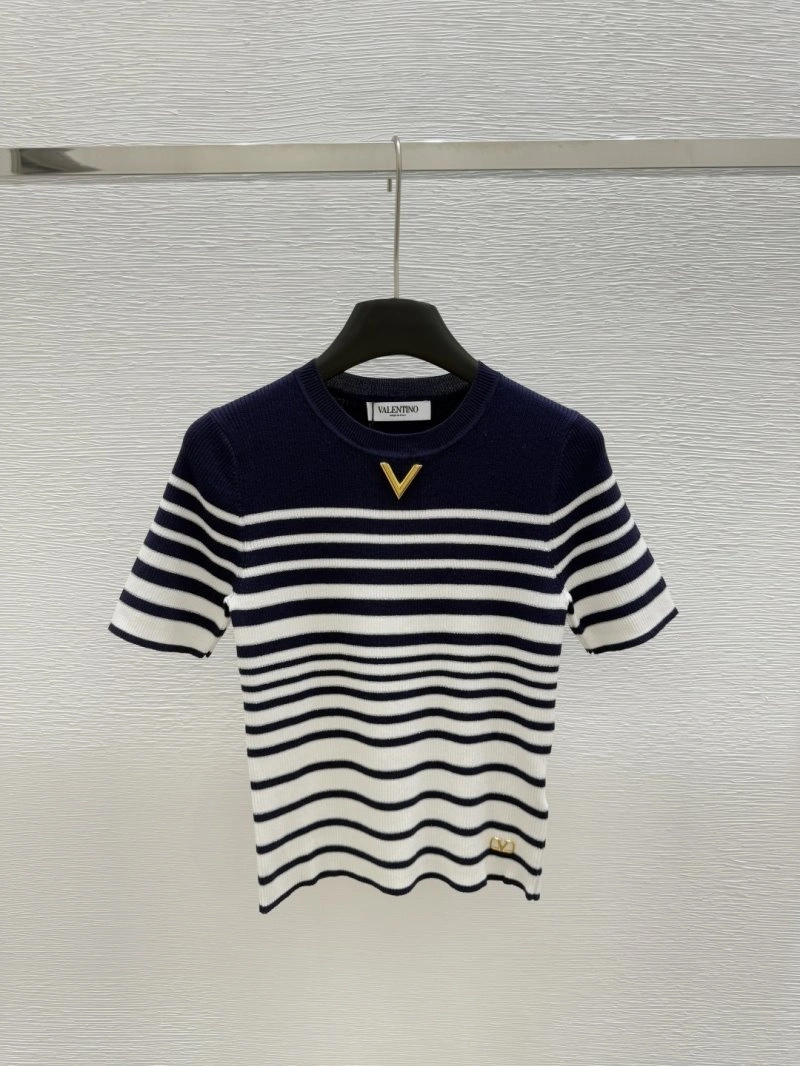 Precise copy Unclassified Brand T-Shirts