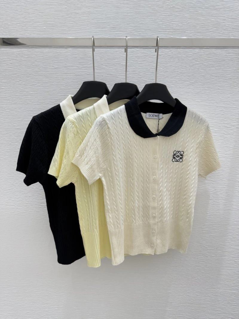 Unclassified Brand T-Shirts