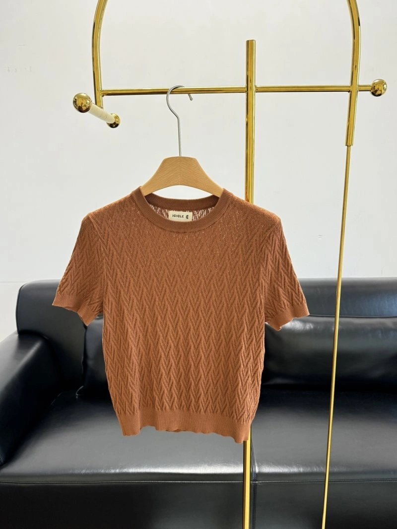 Unclassified Brand T-Shirts