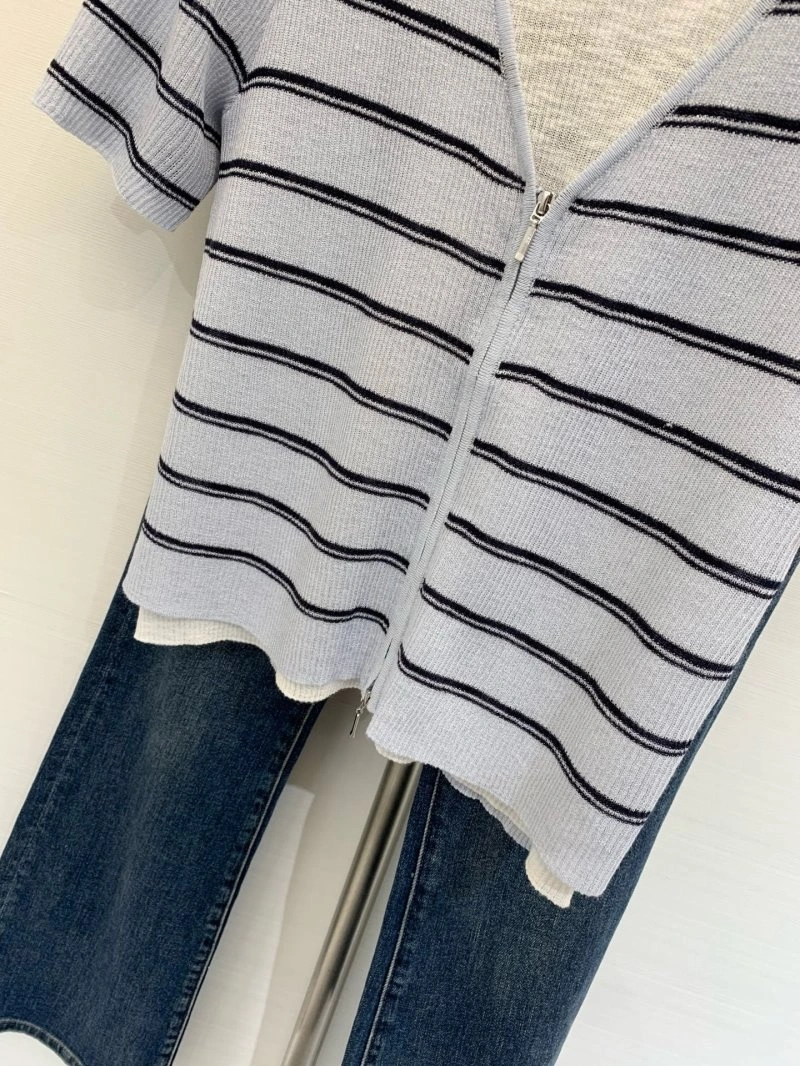 Reasonably priced Unclassified Brand T-Shirts