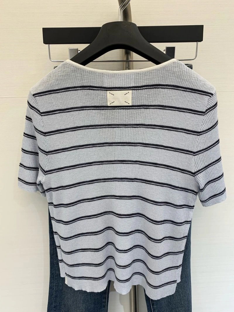Reasonably priced Unclassified Brand T-Shirts