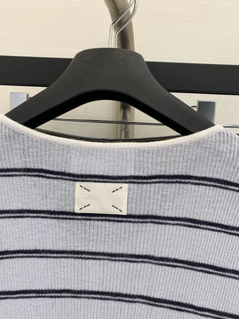 Reasonably priced Unclassified Brand T-Shirts