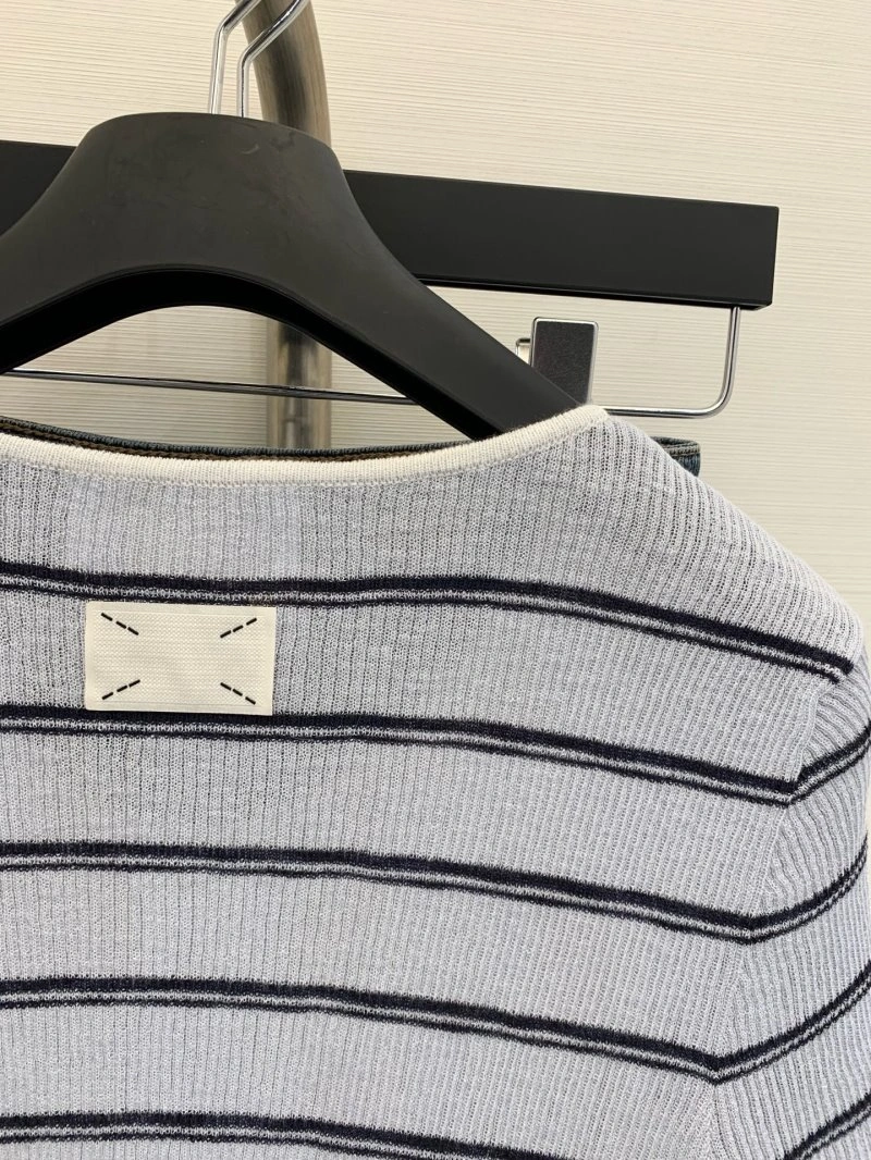 Reasonably priced Unclassified Brand T-Shirts