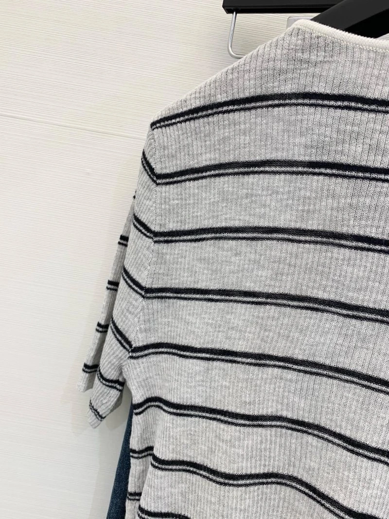 Real Unclassified Brand T-Shirts