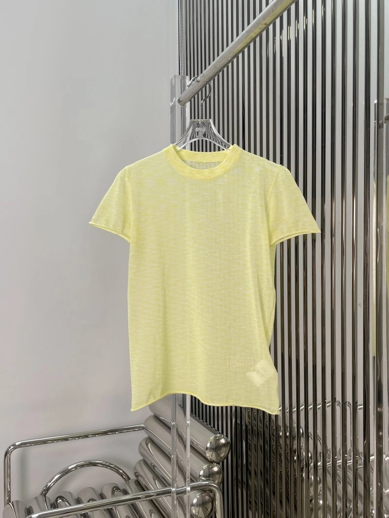 Real Unclassified Brand T-Shirts