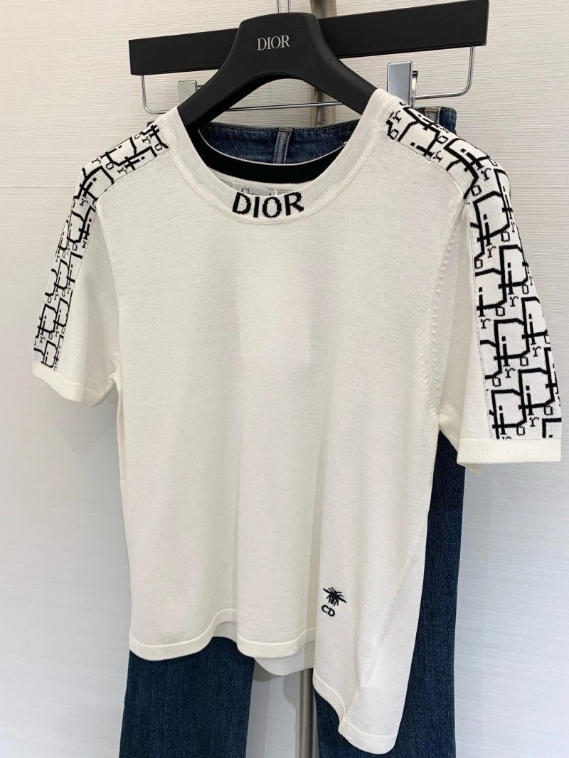 Original Unclassified Brand T-Shirts