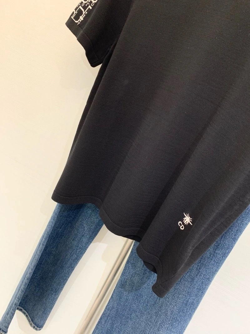 Authentic Unclassified Brand T-Shirts
