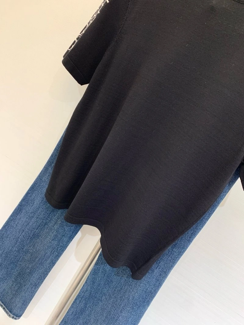 Authentic Unclassified Brand T-Shirts