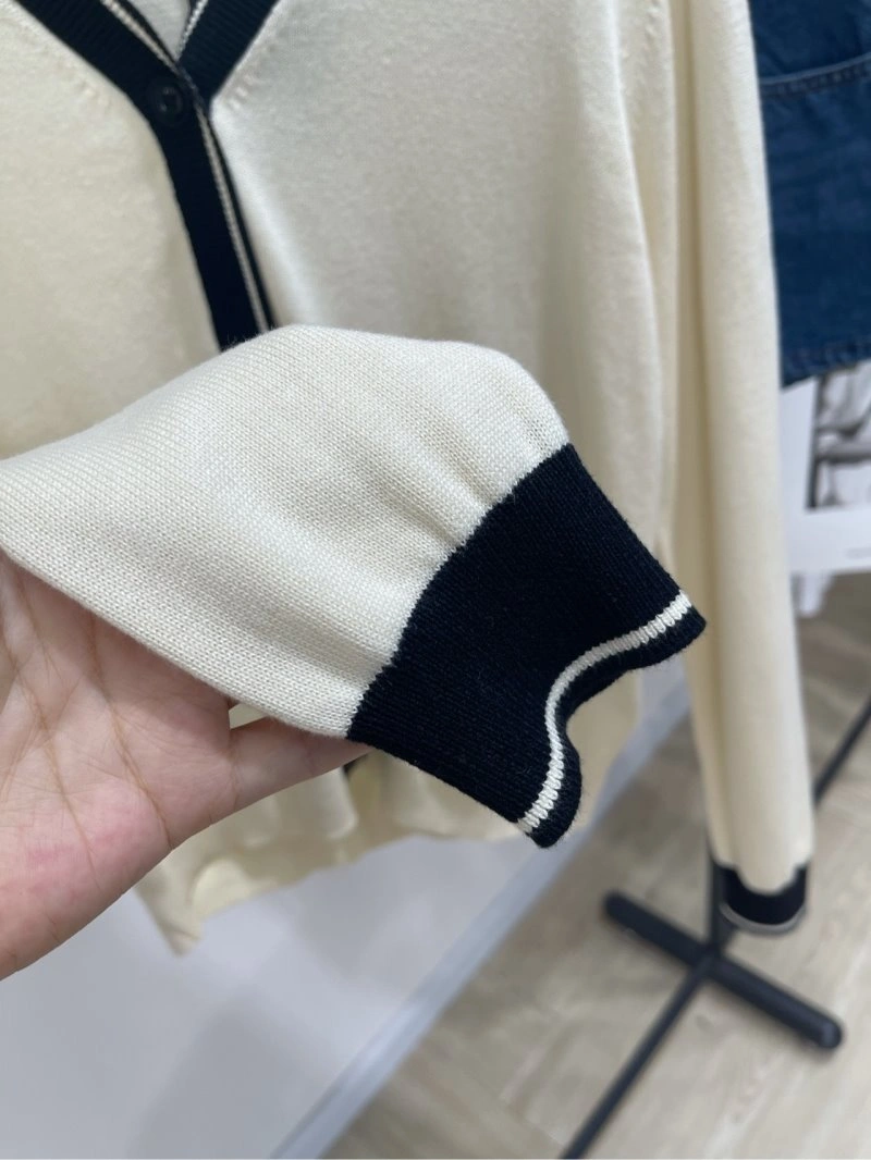 Low-cost Unclassified Brand T-Shirts