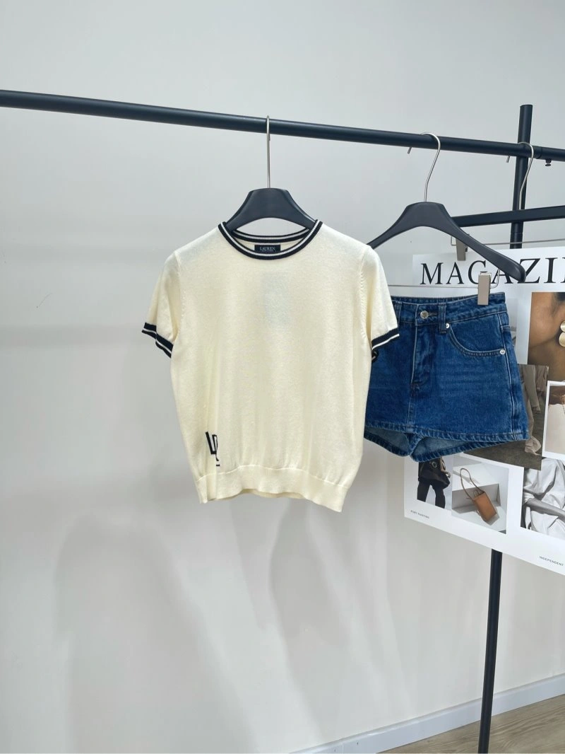 Unclassified Brand T-Shirts
