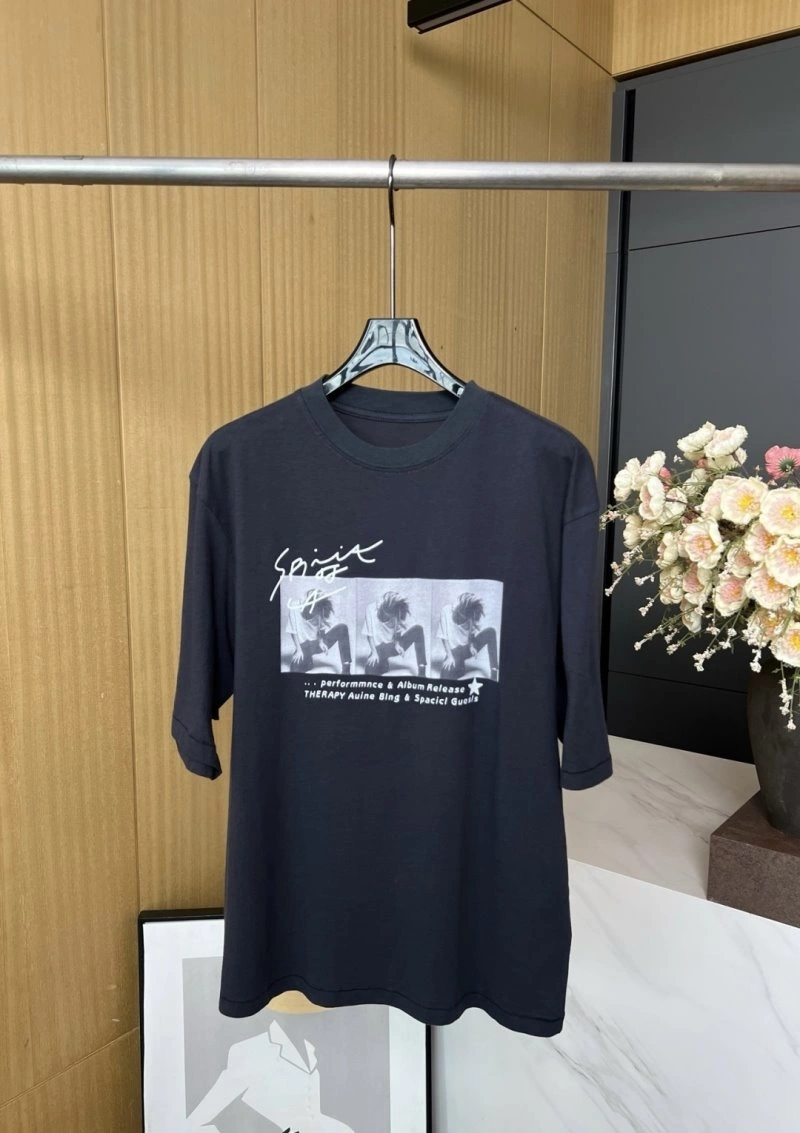 Unclassified Brand T-Shirts
