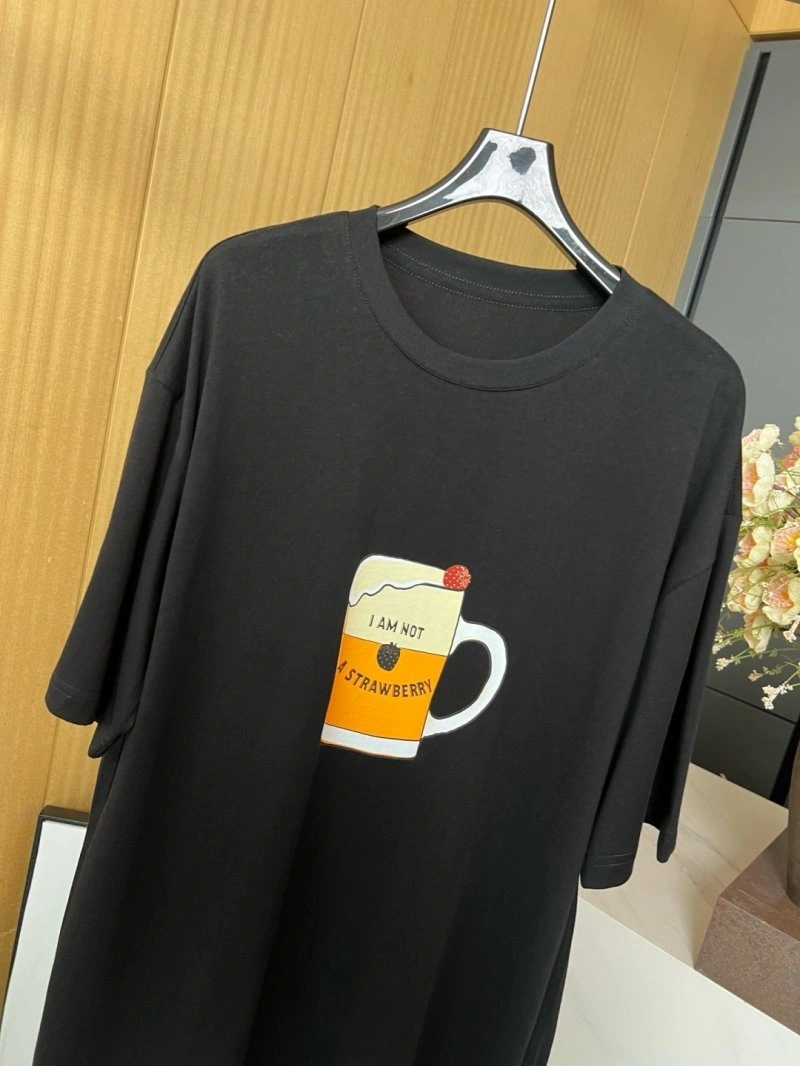 Indistinguishable Unclassified Brand T-Shirts