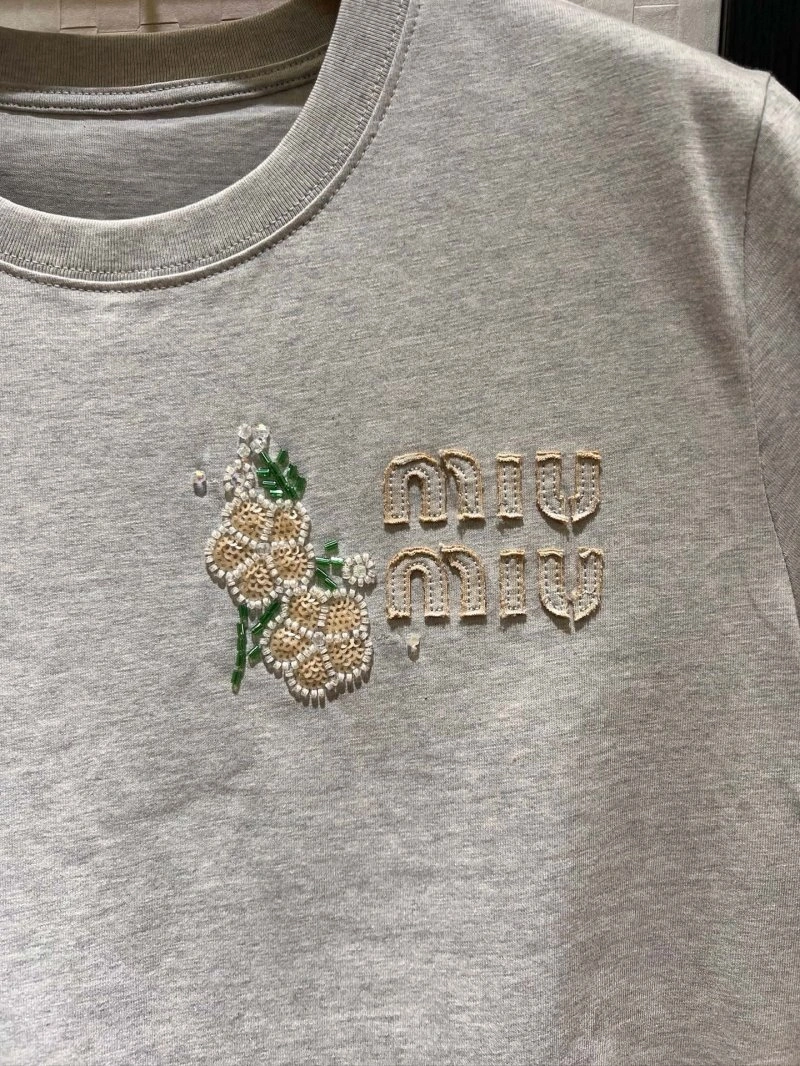Precise copy Unclassified Brand T-Shirts