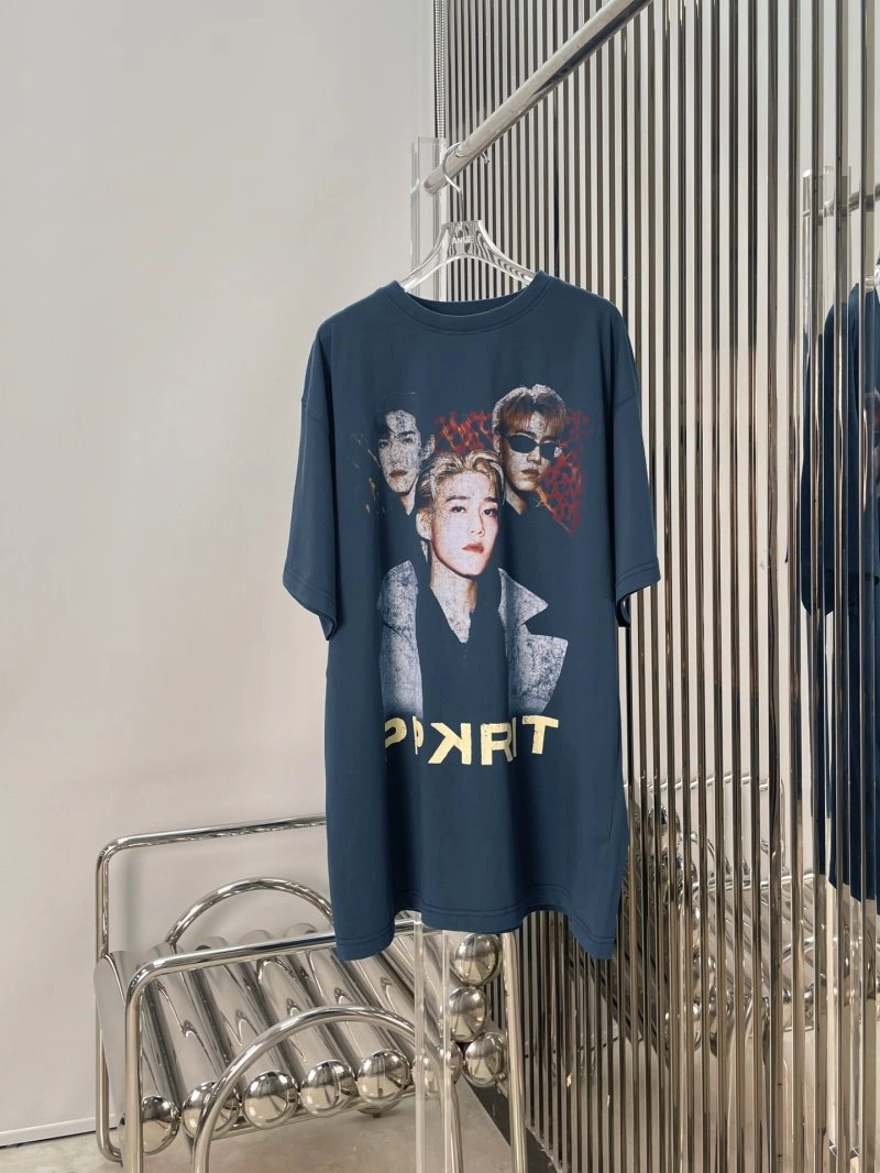 Unclassified Brand T-Shirts