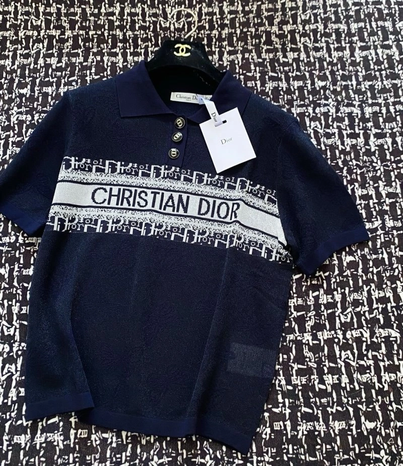 Unclassified Brand T-Shirts