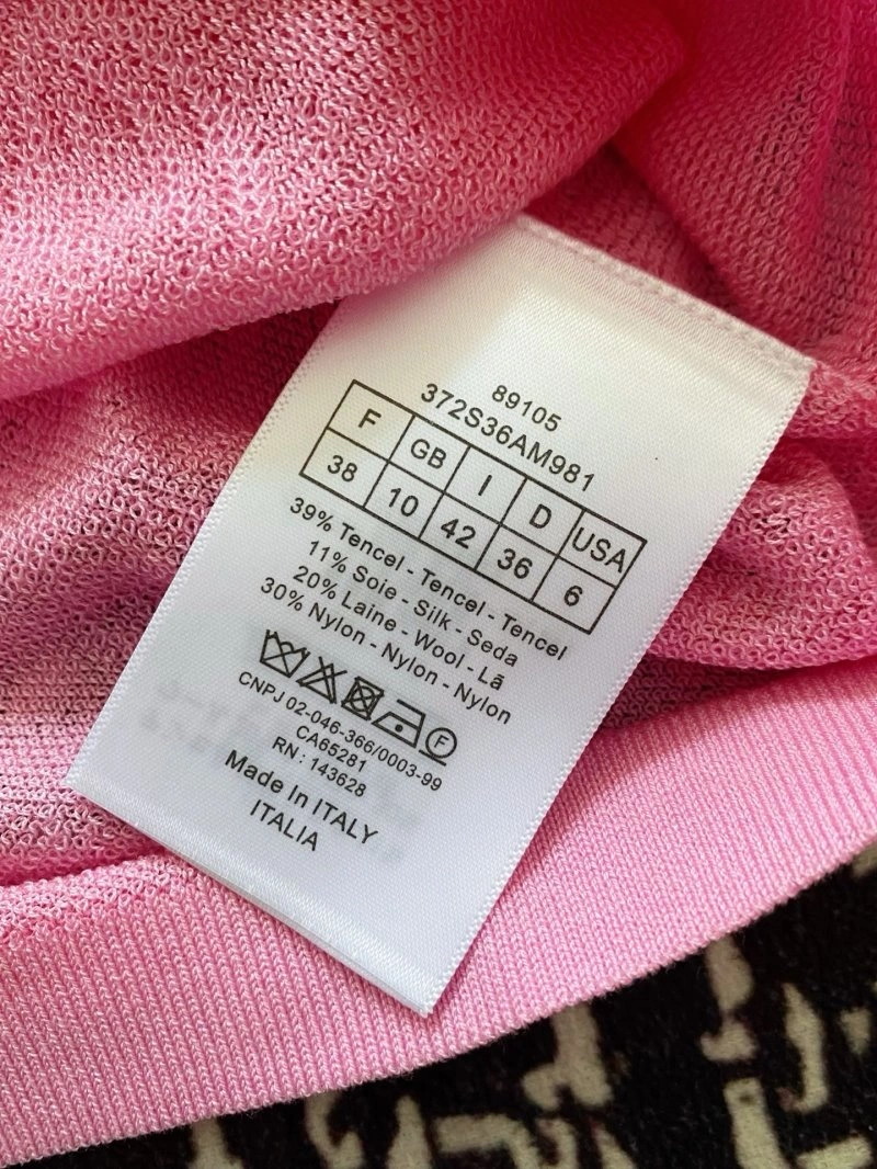 Reasonably priced Unclassified Brand T-Shirts