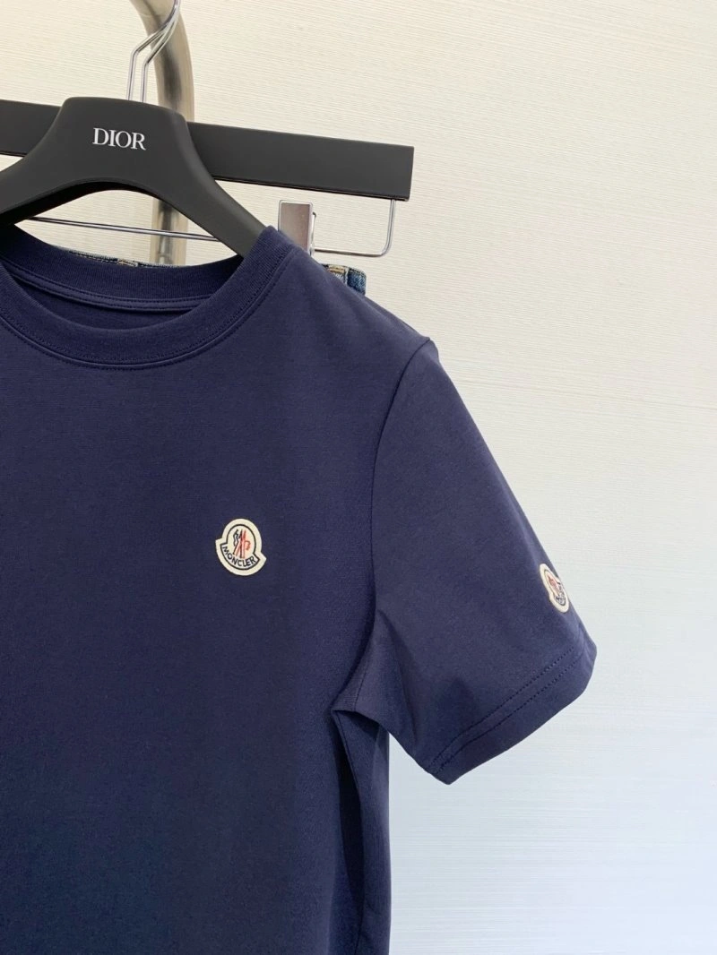 Discounted Unclassified Brand T-Shirts