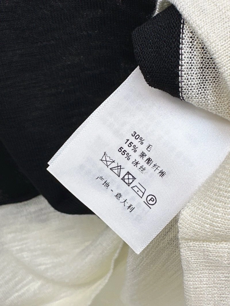 Original Unclassified Brand T-Shirts