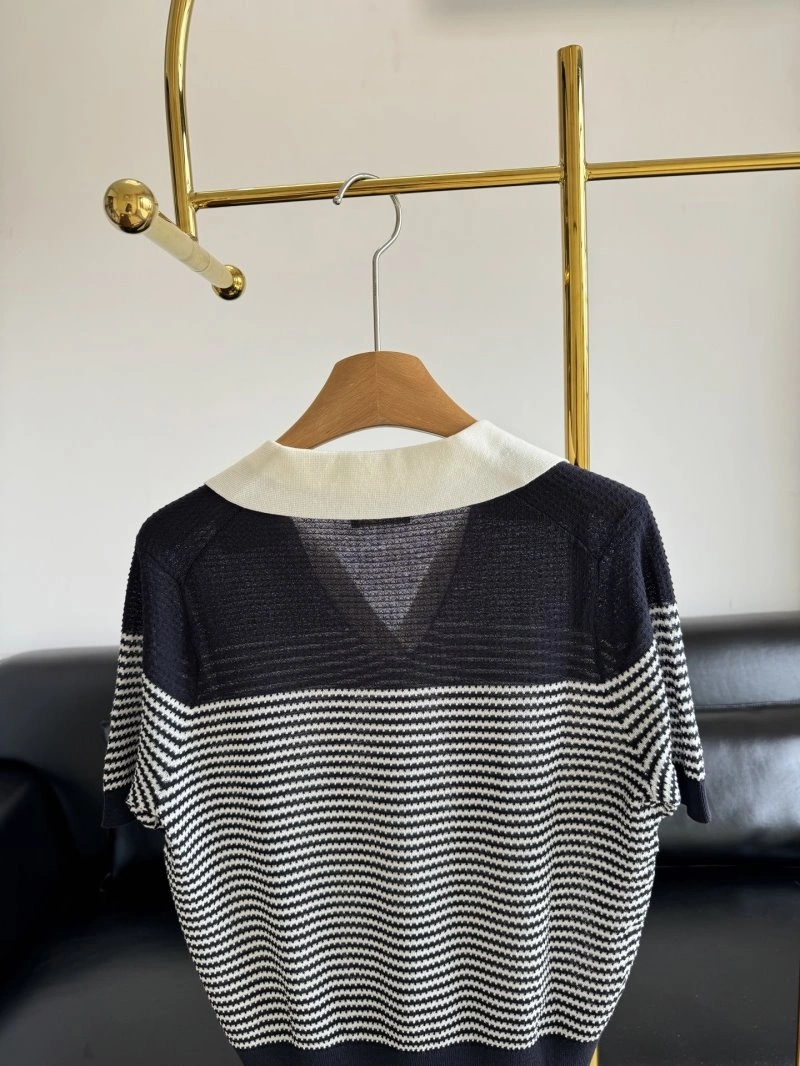 Inexpensive Unclassified Brand T-Shirts