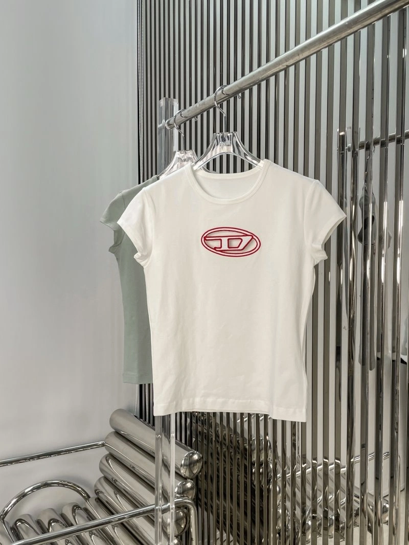Unclassified Brand T-Shirts