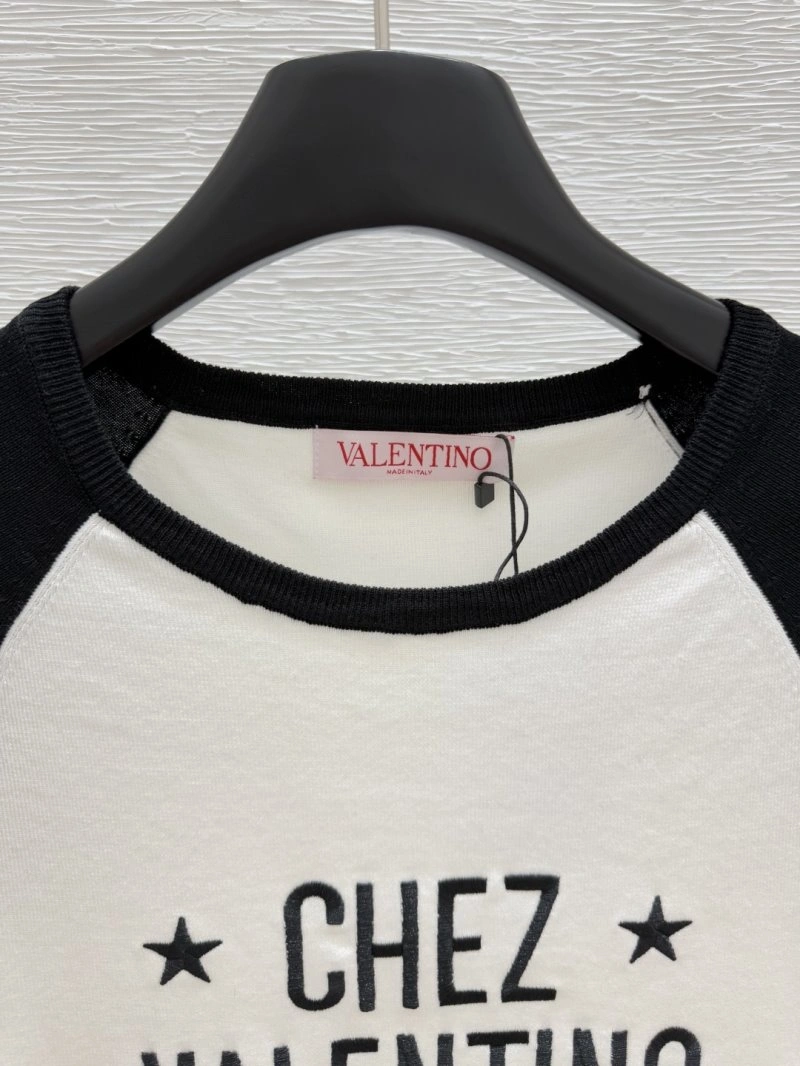 Brand-authenticated Unclassified Brand T-Shirts