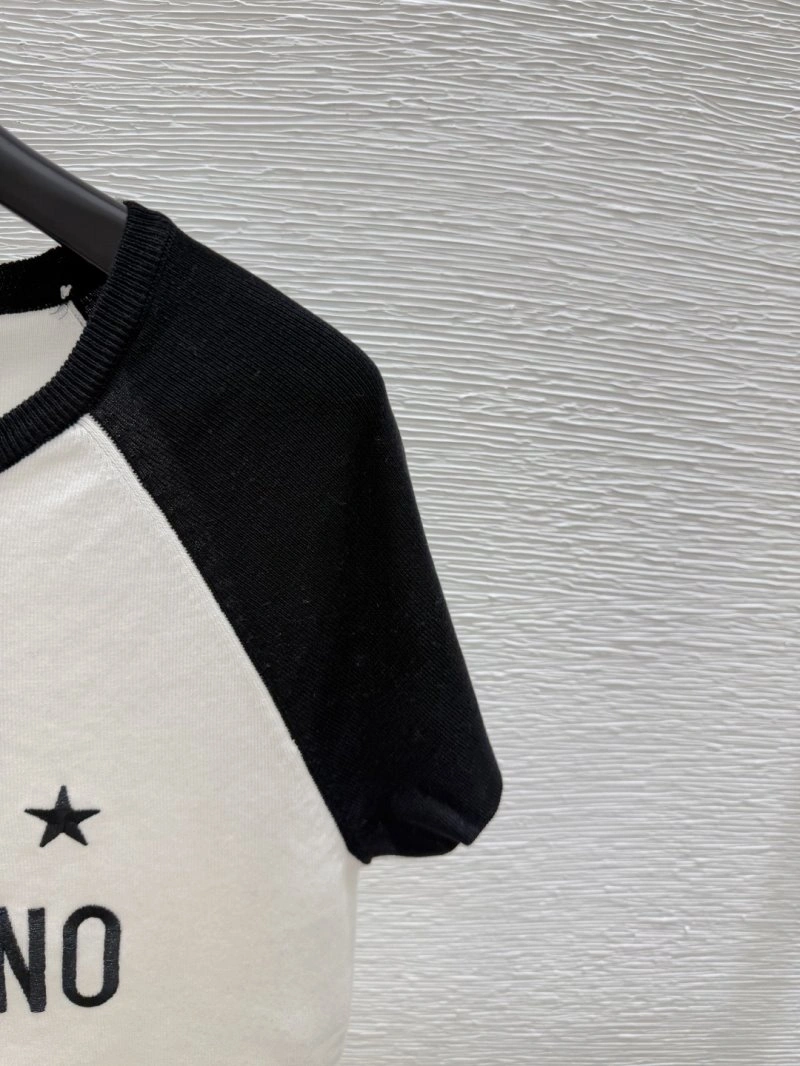 Brand-authenticated Unclassified Brand T-Shirts