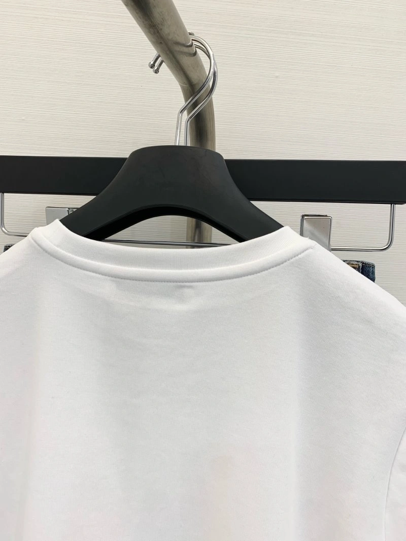 Low-cost Unclassified Brand T-Shirts