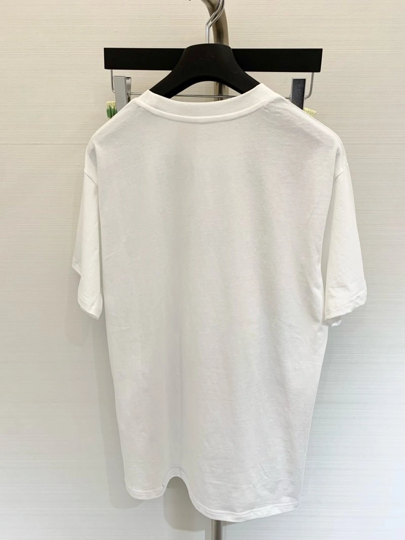Inexpensive Unclassified Brand T-Shirts