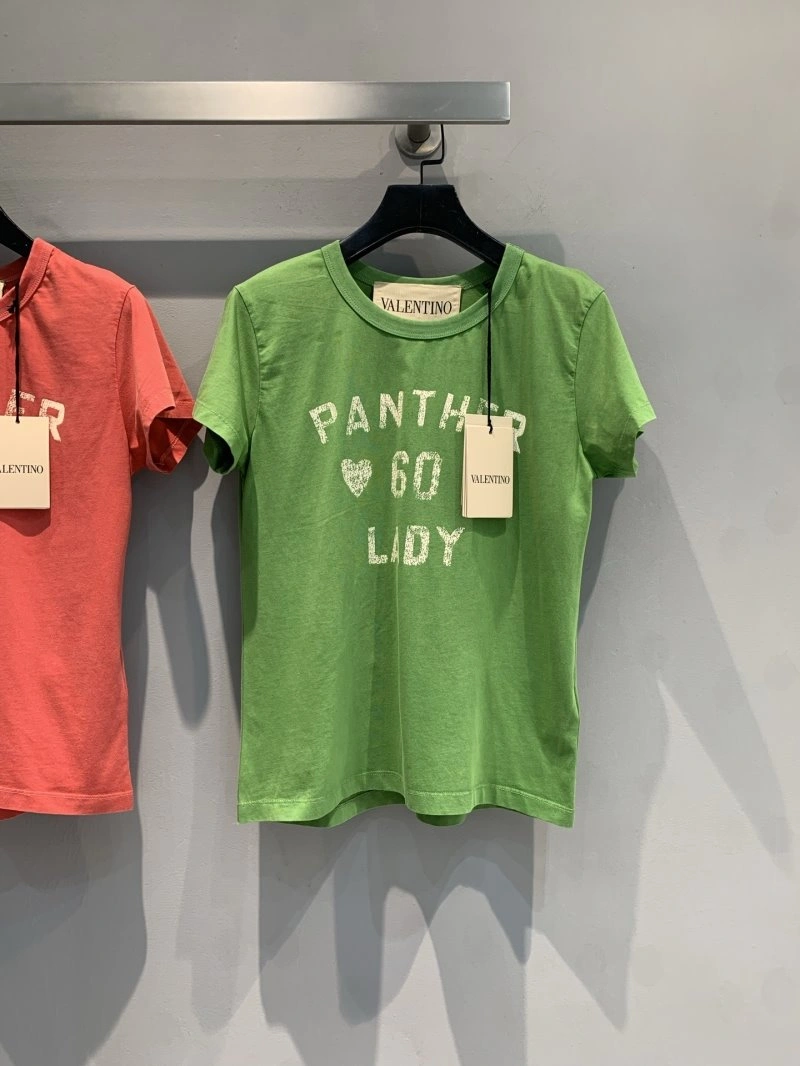 Unclassified Brand T-Shirts