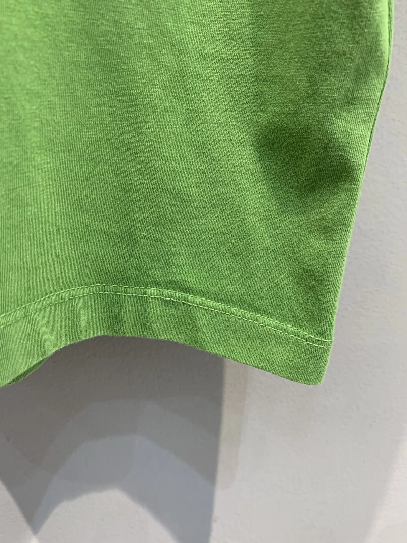 Affordable Unclassified Brand T-Shirts