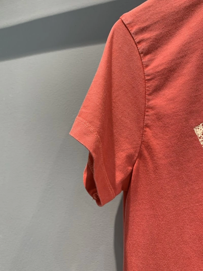 Cut-rate Unclassified Brand T-Shirts
