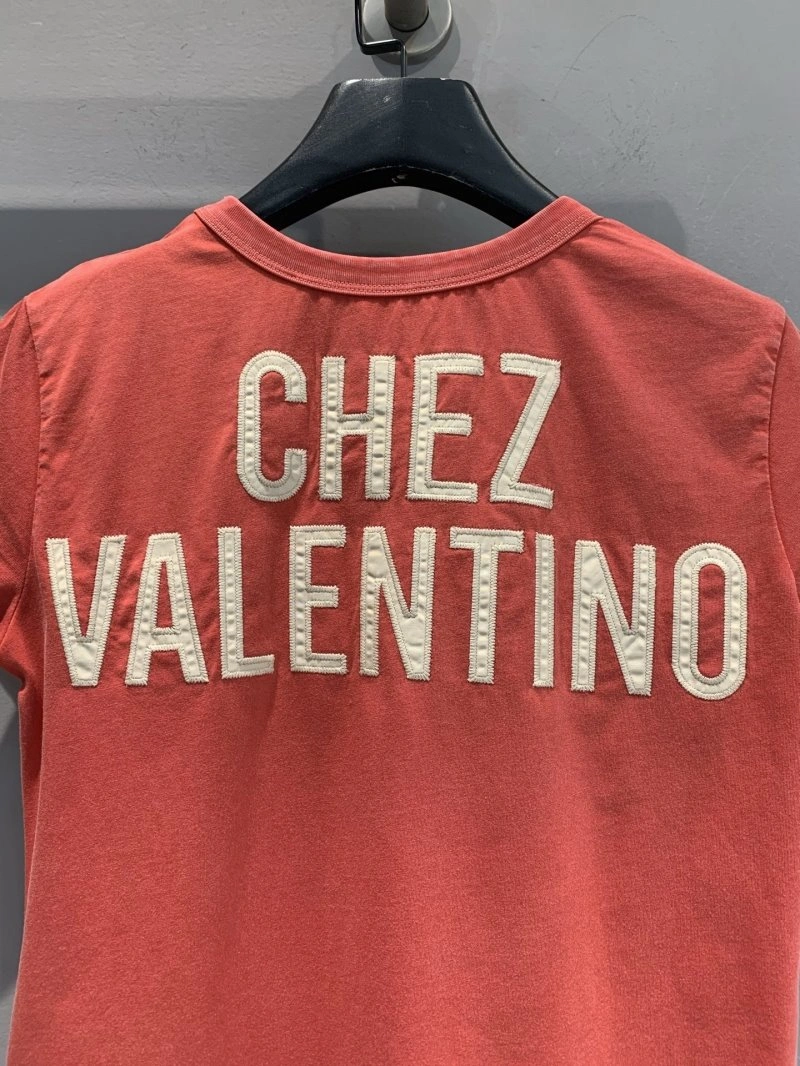 Cut-rate Unclassified Brand T-Shirts