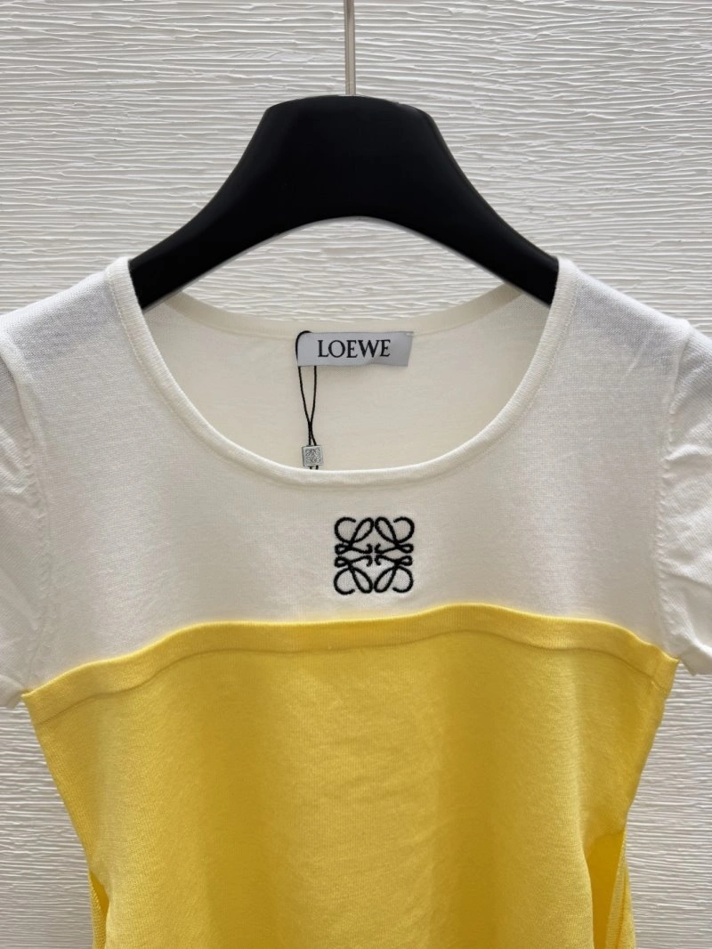 Inexpensive Unclassified Brand T-Shirts