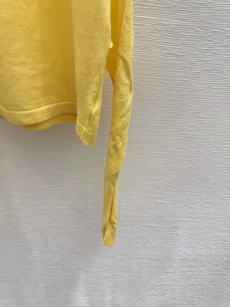Inexpensive Unclassified Brand T-Shirts