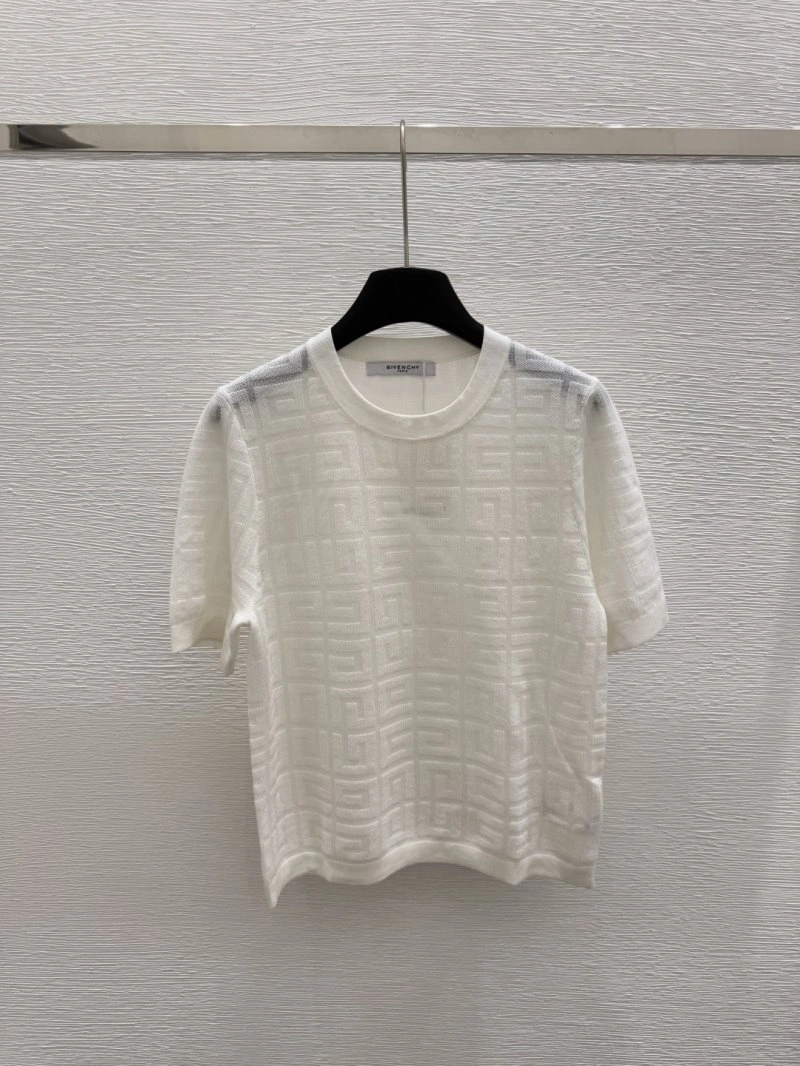 Affordable Unclassified Brand T-Shirts