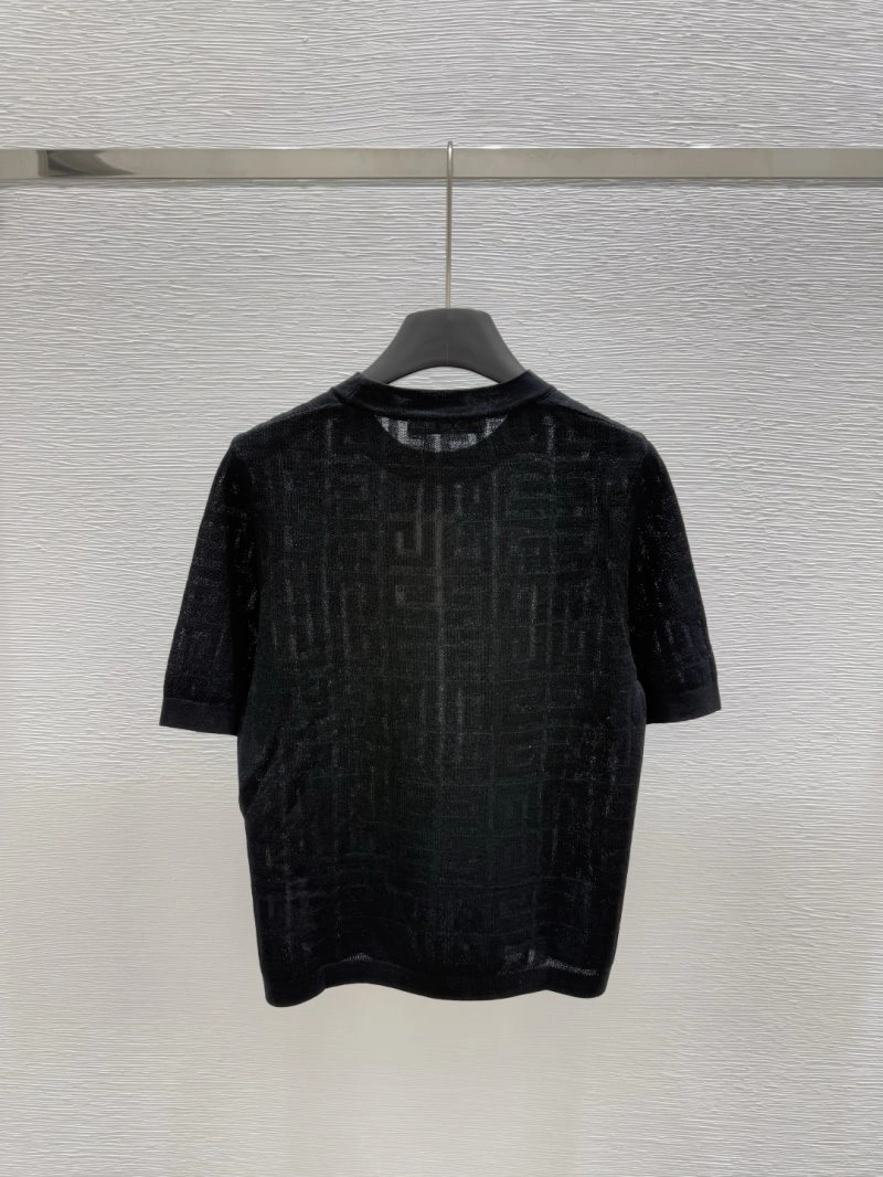 Affordable Unclassified Brand T-Shirts