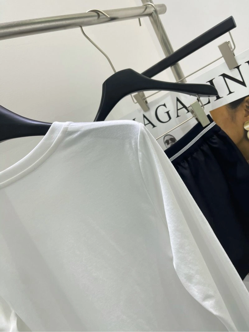 Top match Unclassified Brand T-Shirts