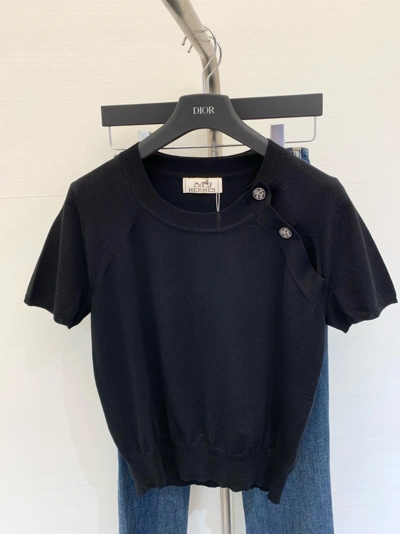 Unclassified Brand T-Shirts