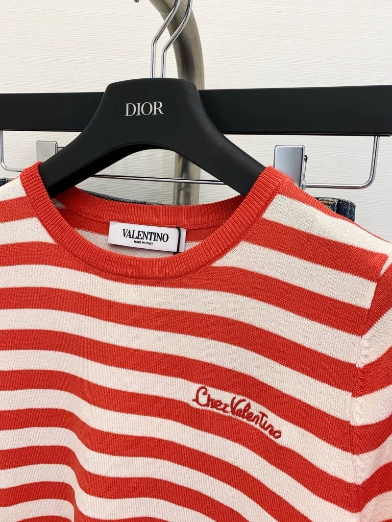 Brand-authenticated Unclassified Brand T-Shirts
