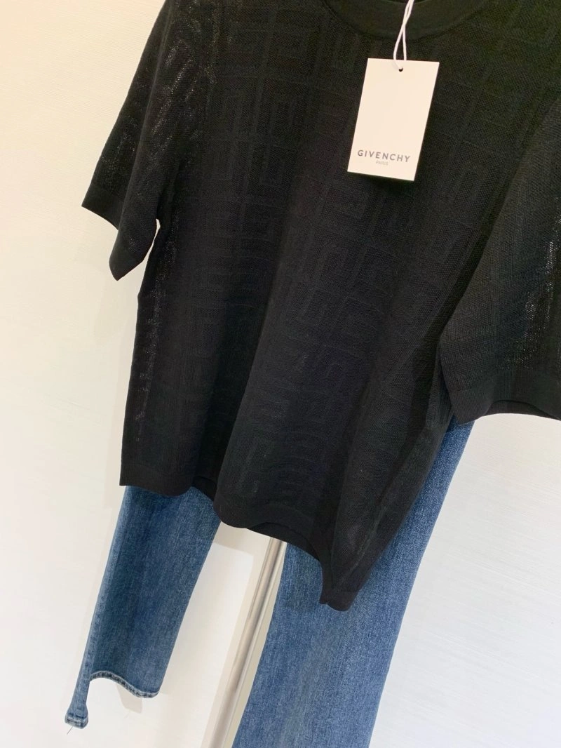 Brand-authenticated Unclassified Brand T-Shirts