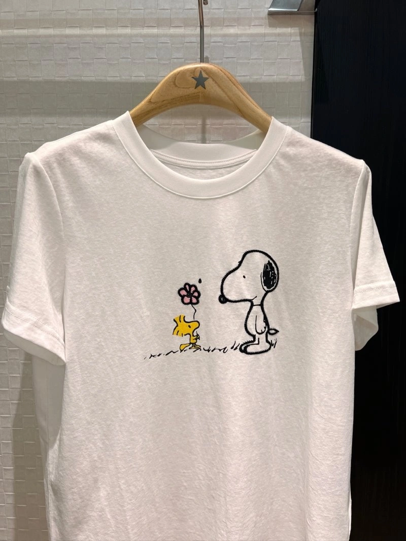Inexpensive Unclassified Brand T-Shirts