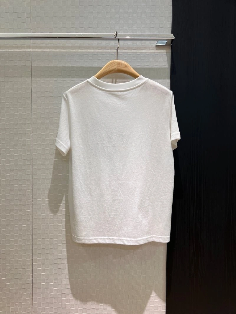 Inexpensive Unclassified Brand T-Shirts