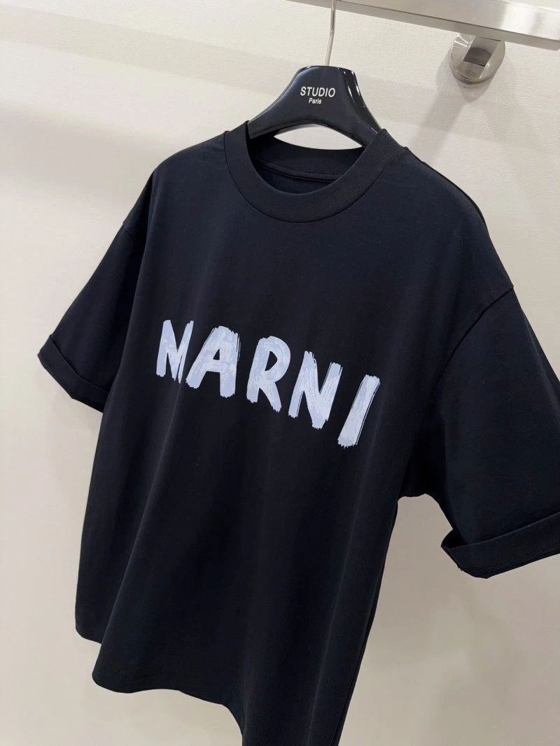 Real Unclassified Brand T-Shirts