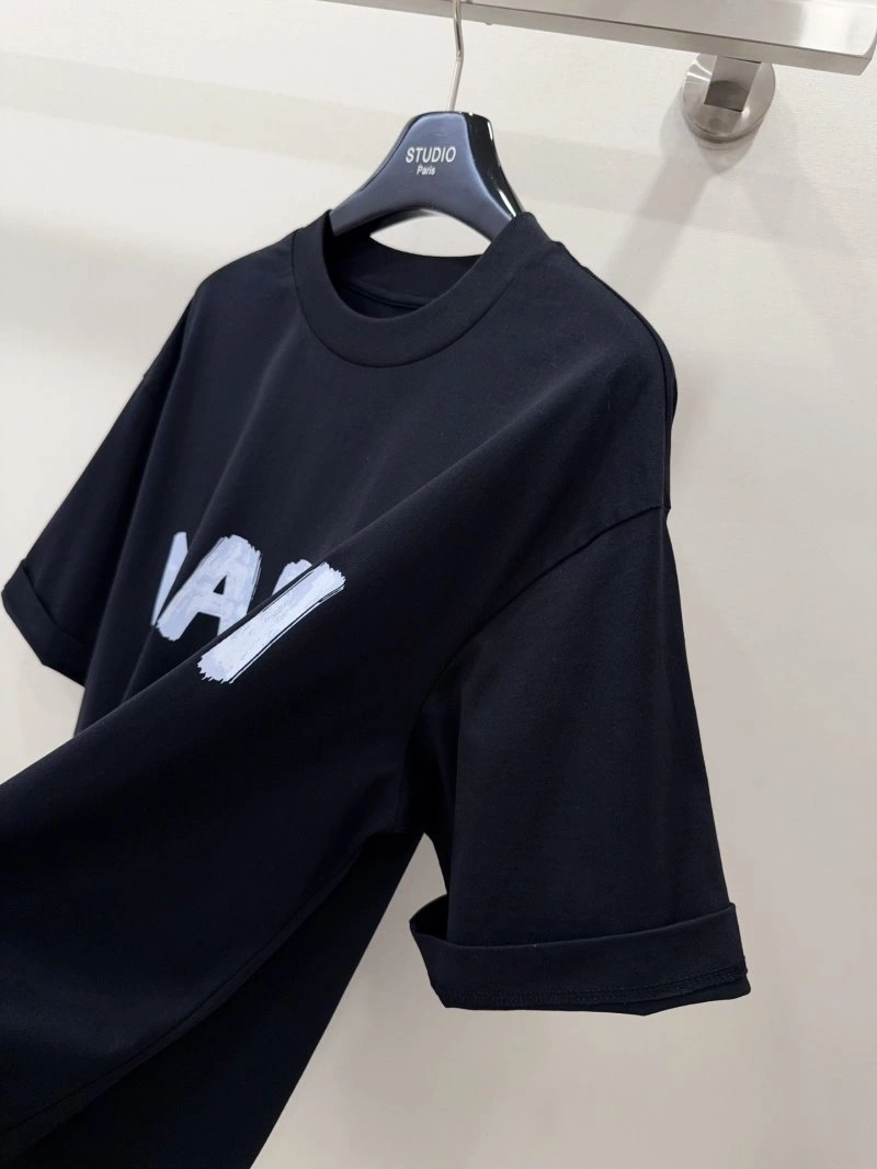 Real Unclassified Brand T-Shirts