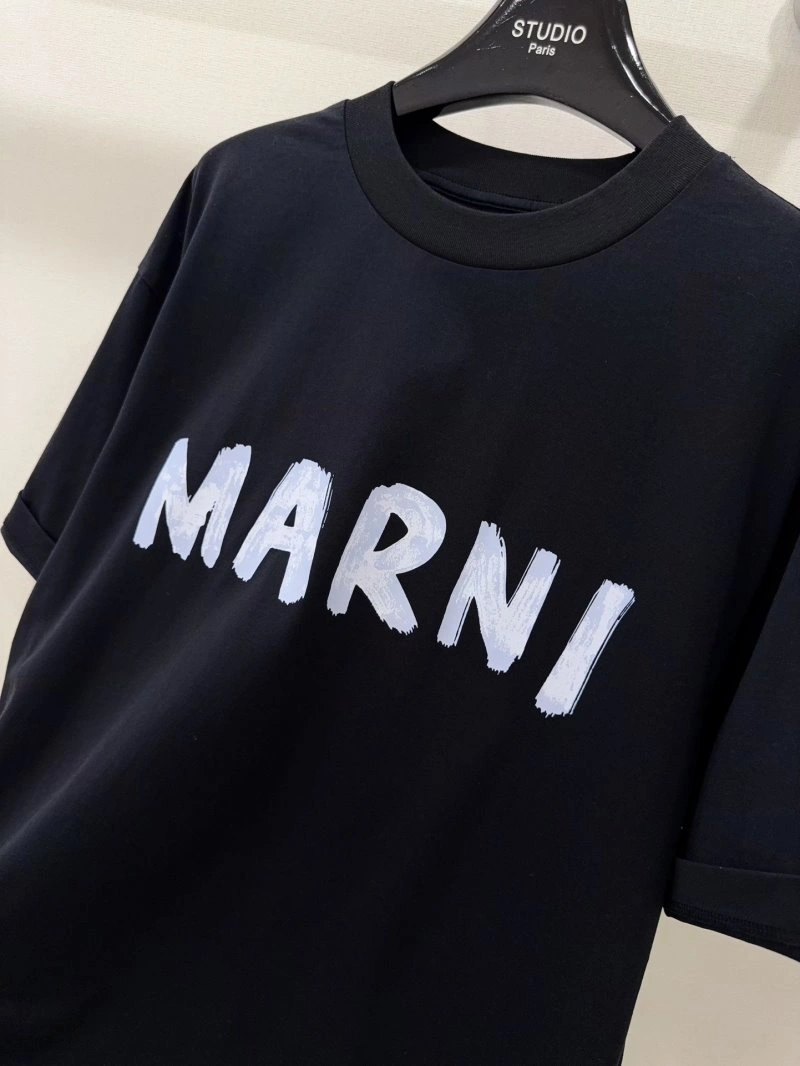 Real Unclassified Brand T-Shirts