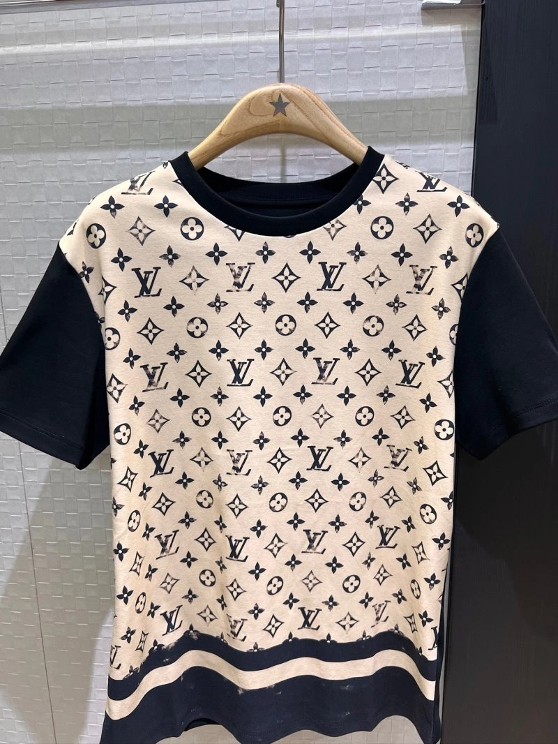 Inexpensive Unclassified Brand T-Shirts