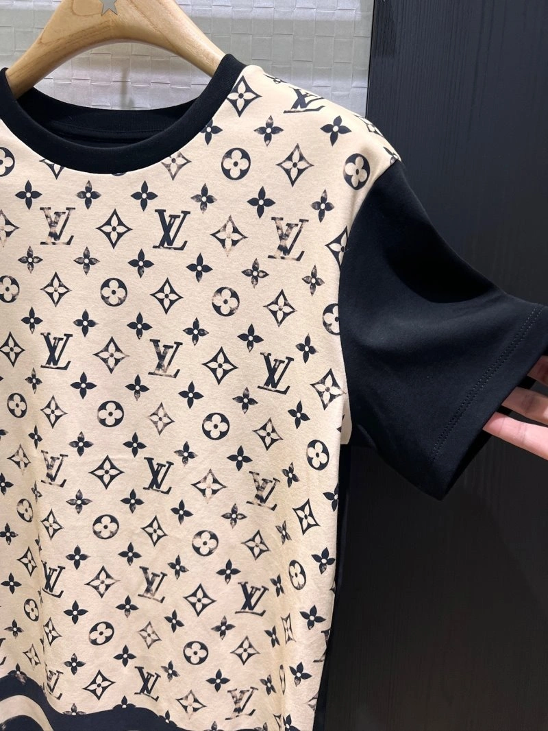 Inexpensive Unclassified Brand T-Shirts