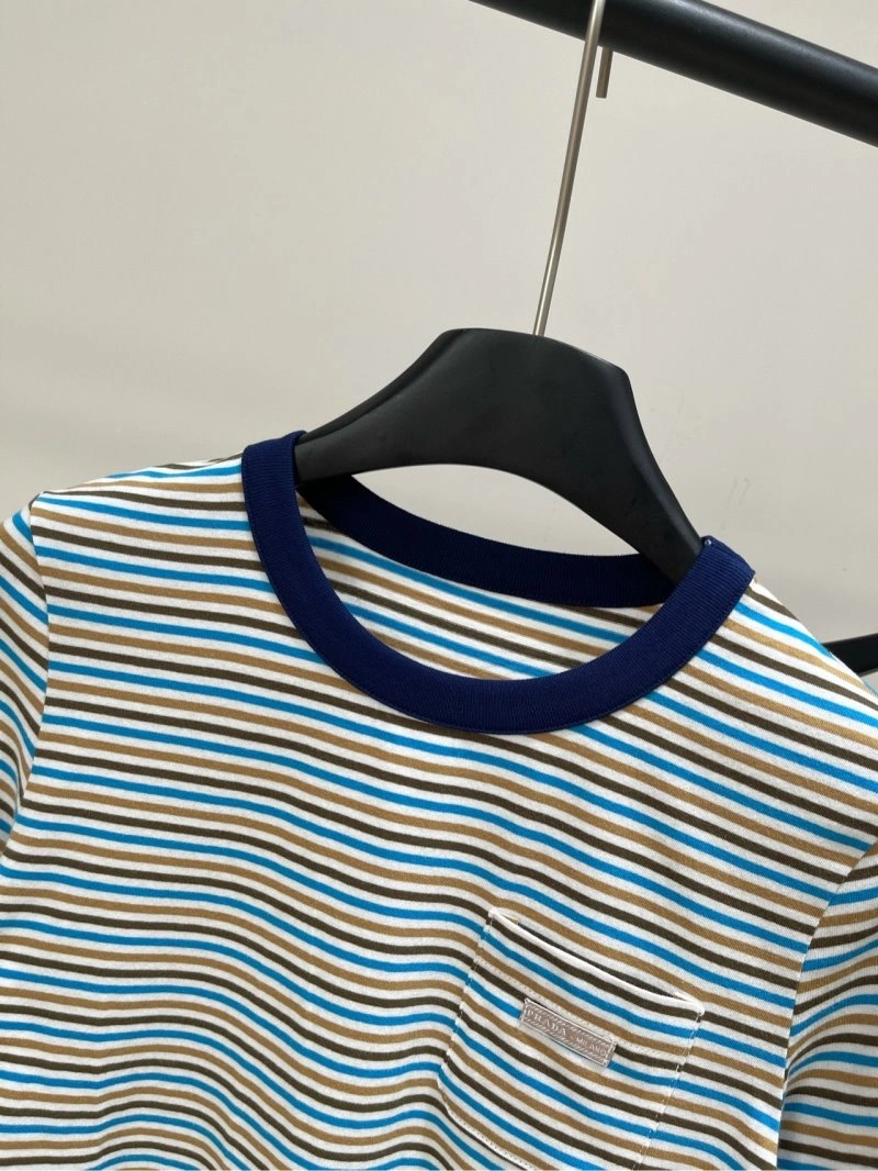 Low-cost Unclassified Brand T-Shirts